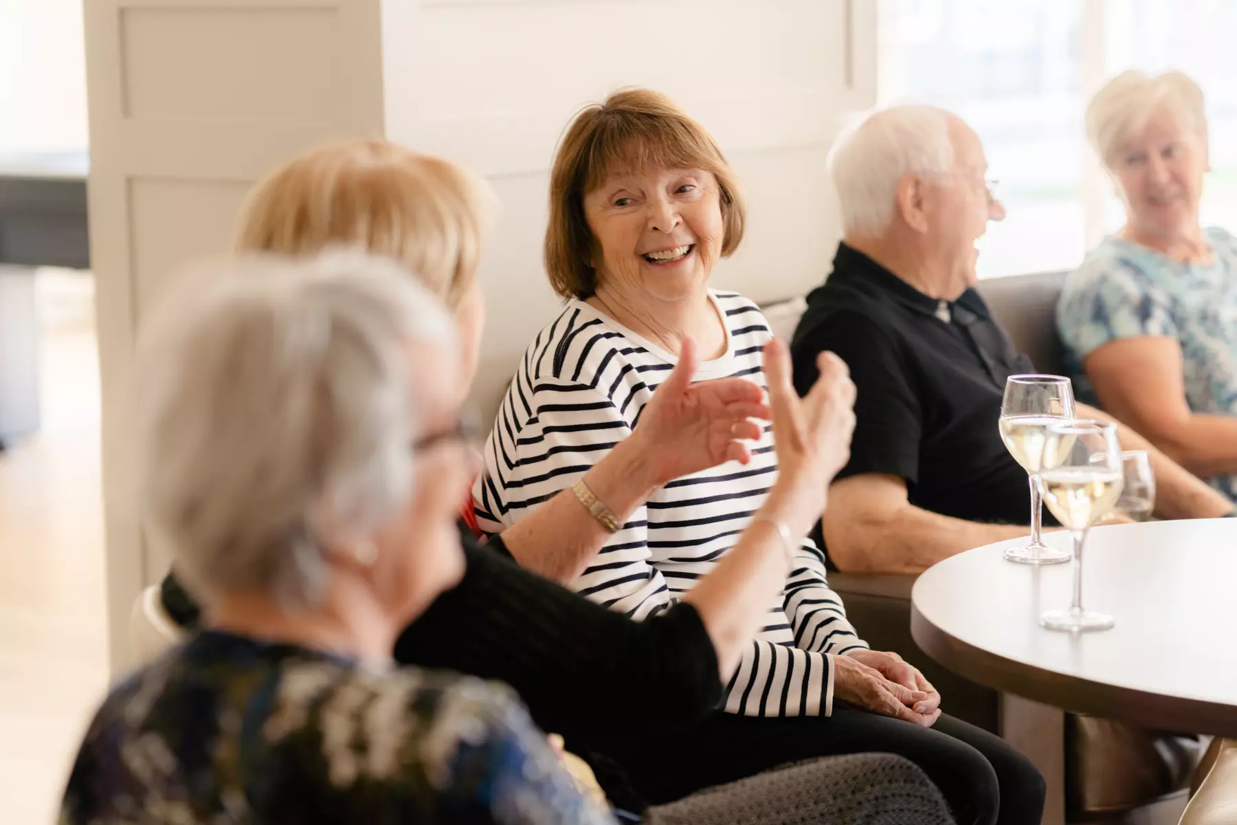 Activities & amenities for seniors in Mississauga at Chartwell Robert Speck