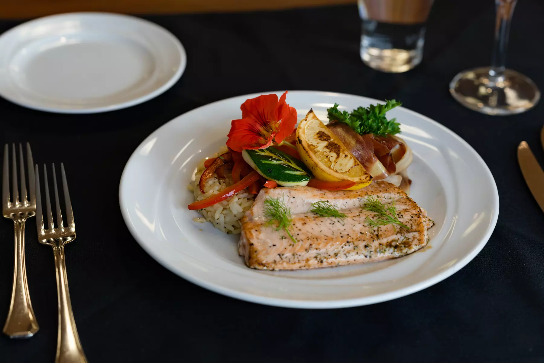 Dining Experience at Chartwell Heritage Valley