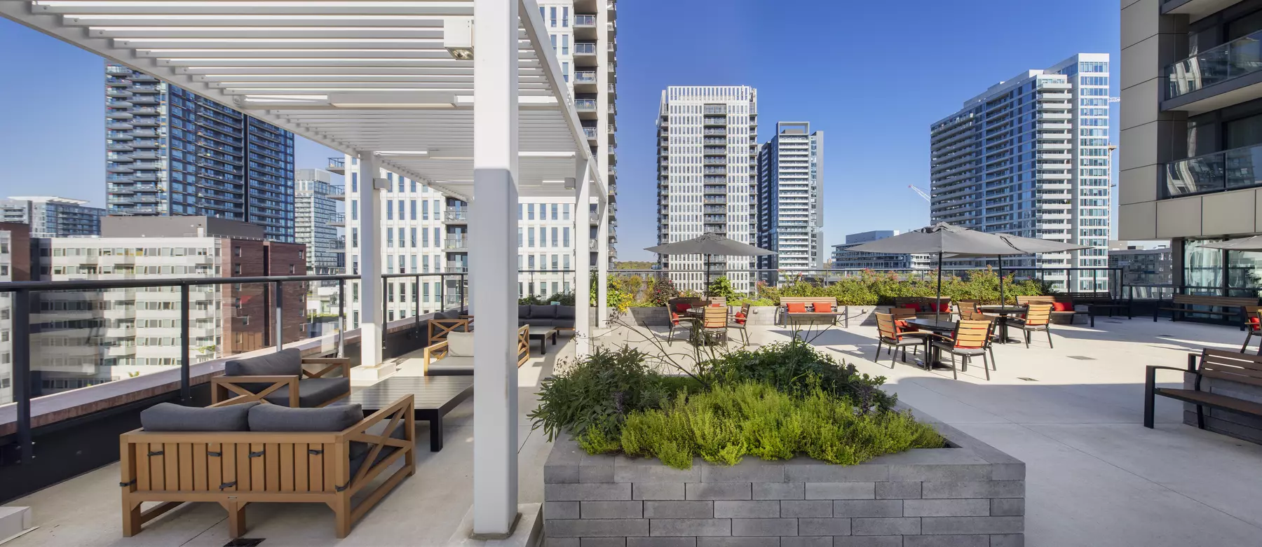 Activities & amenities for seniors in Toronto at The Sumach By Chartwell