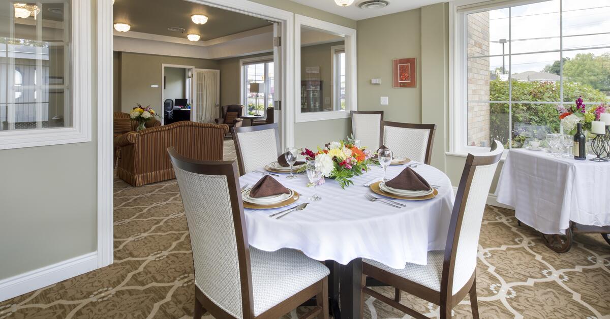 Retirement Home in Belleville - Chartwell Bayview