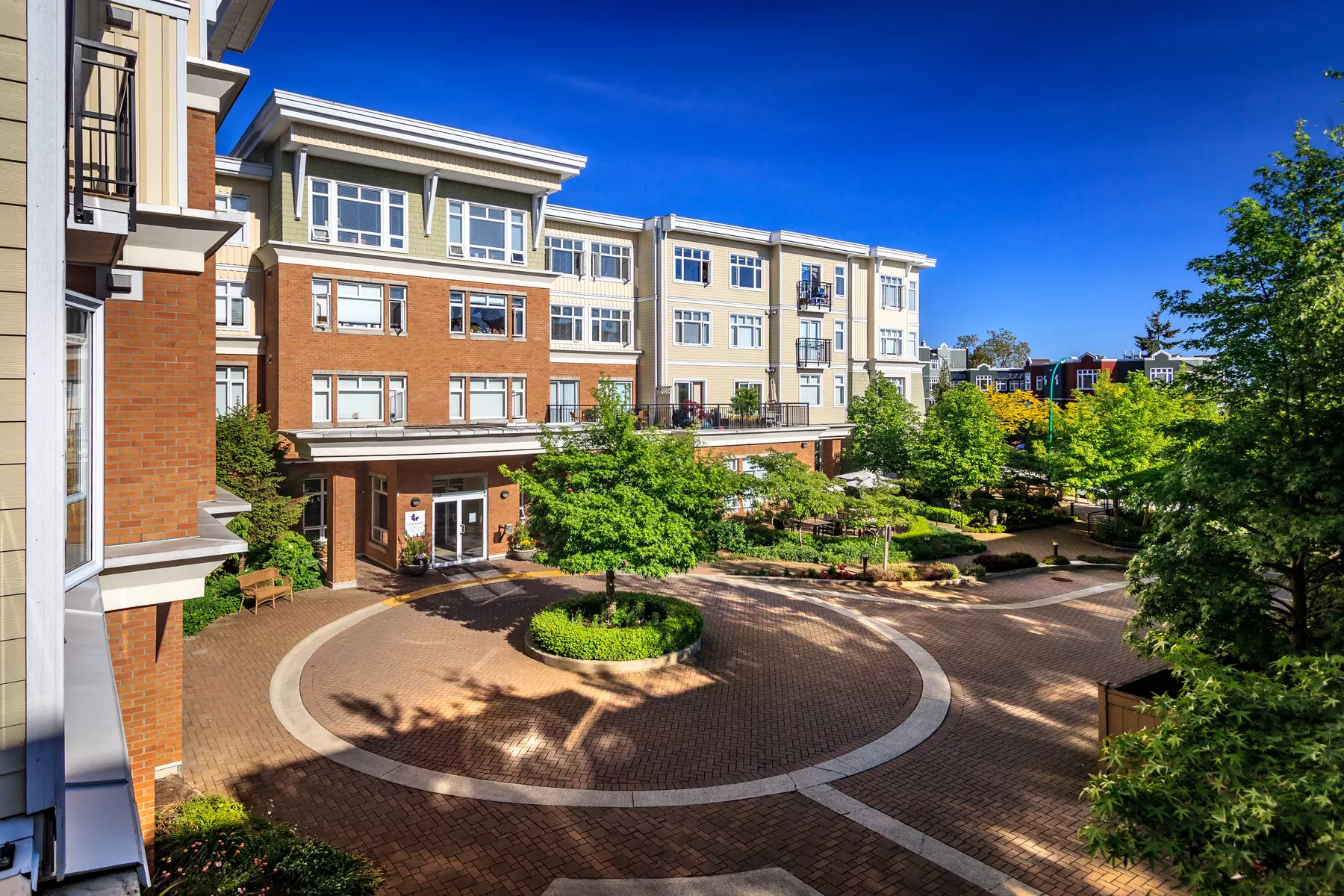 Retirement Home in North Vancouver - Chartwell Churchill House